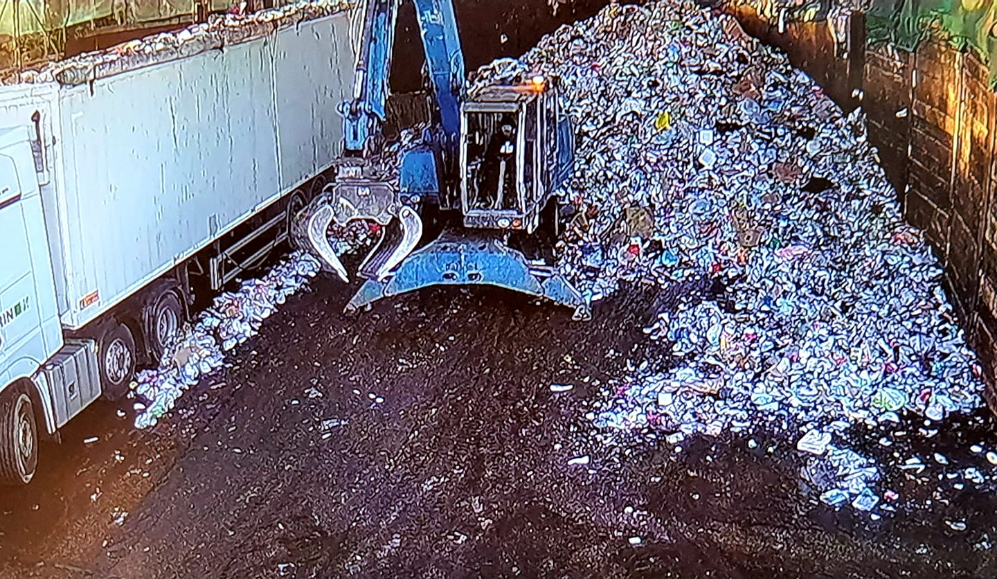 WHAT HAPPENS TO MY SKIP WASTE? - Find a Skip